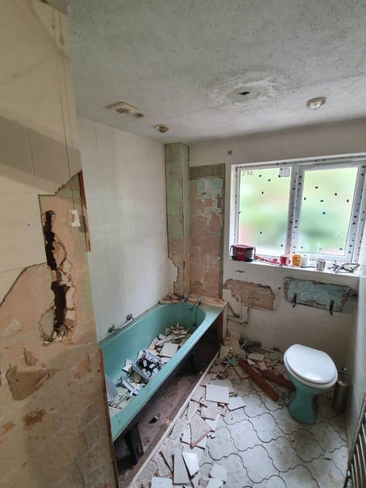 Complete Bathroom Renovation - Step By Step Gallery | helpfulplumber.co.uk