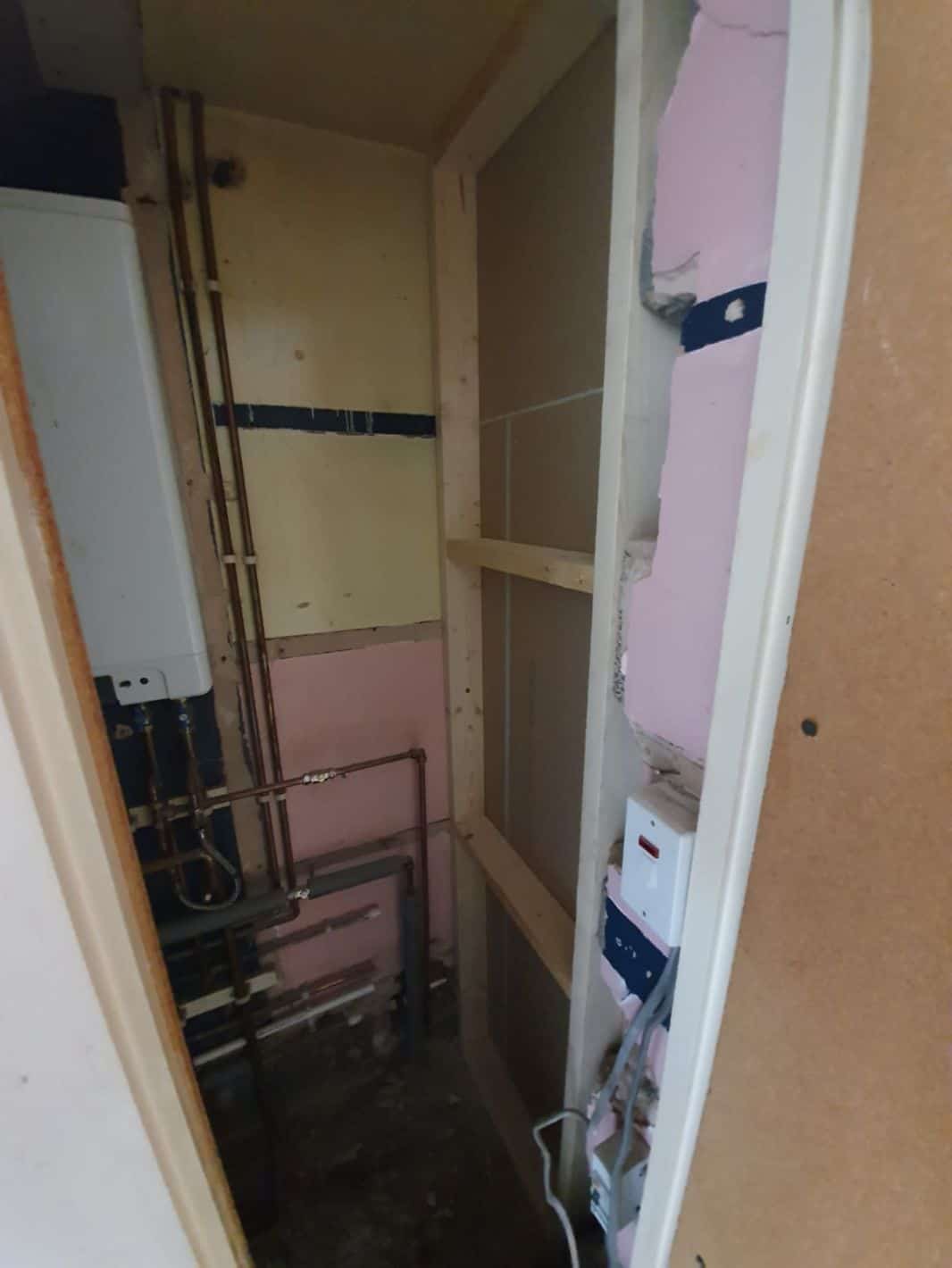 Complete Bathroom Renovation - Step By Step Gallery | helpfulplumber.co.uk