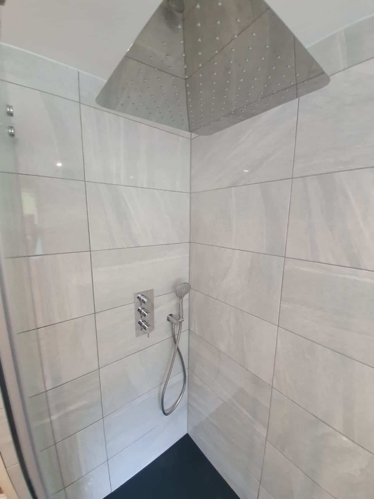 Complete Bathroom Renovation - Step By Step Gallery | helpfulplumber.co.uk