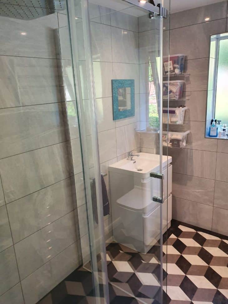 Complete Bathroom Renovation - Step By Step Gallery | helpfulplumber.co.uk